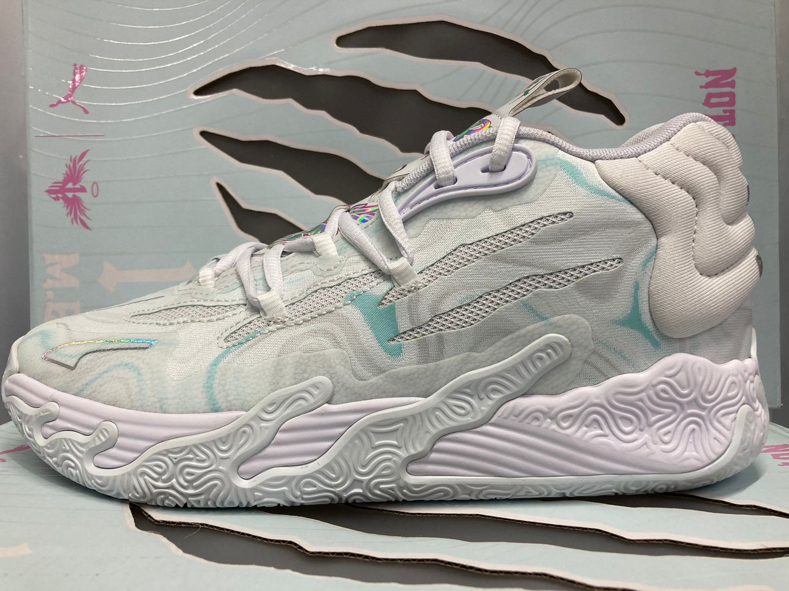 Puma MB.03 'Iridescent' – La Casa del Basquet