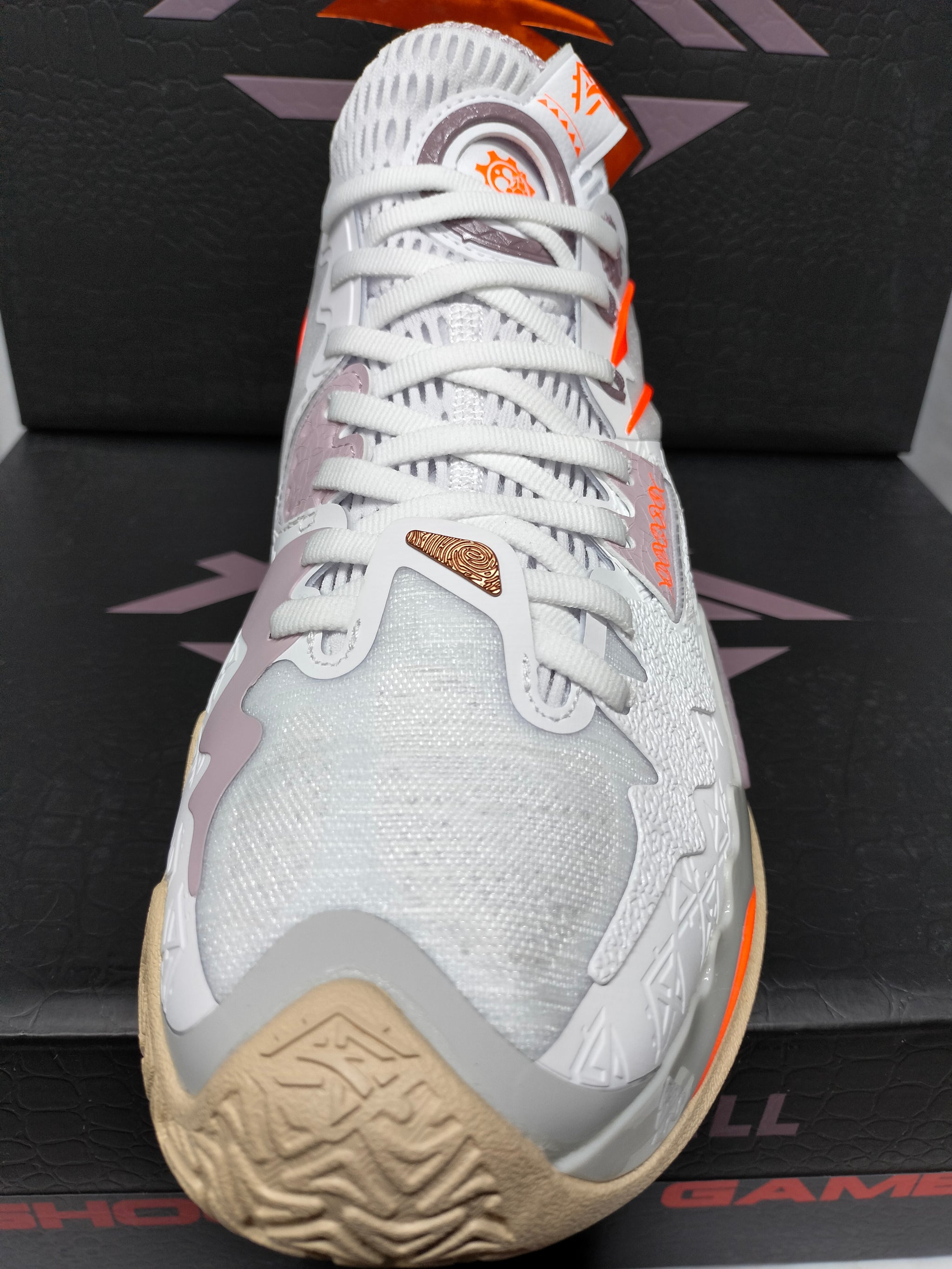 Anta Kyrie Shock Wave 5 'Saltation' – La Casa del Basquet