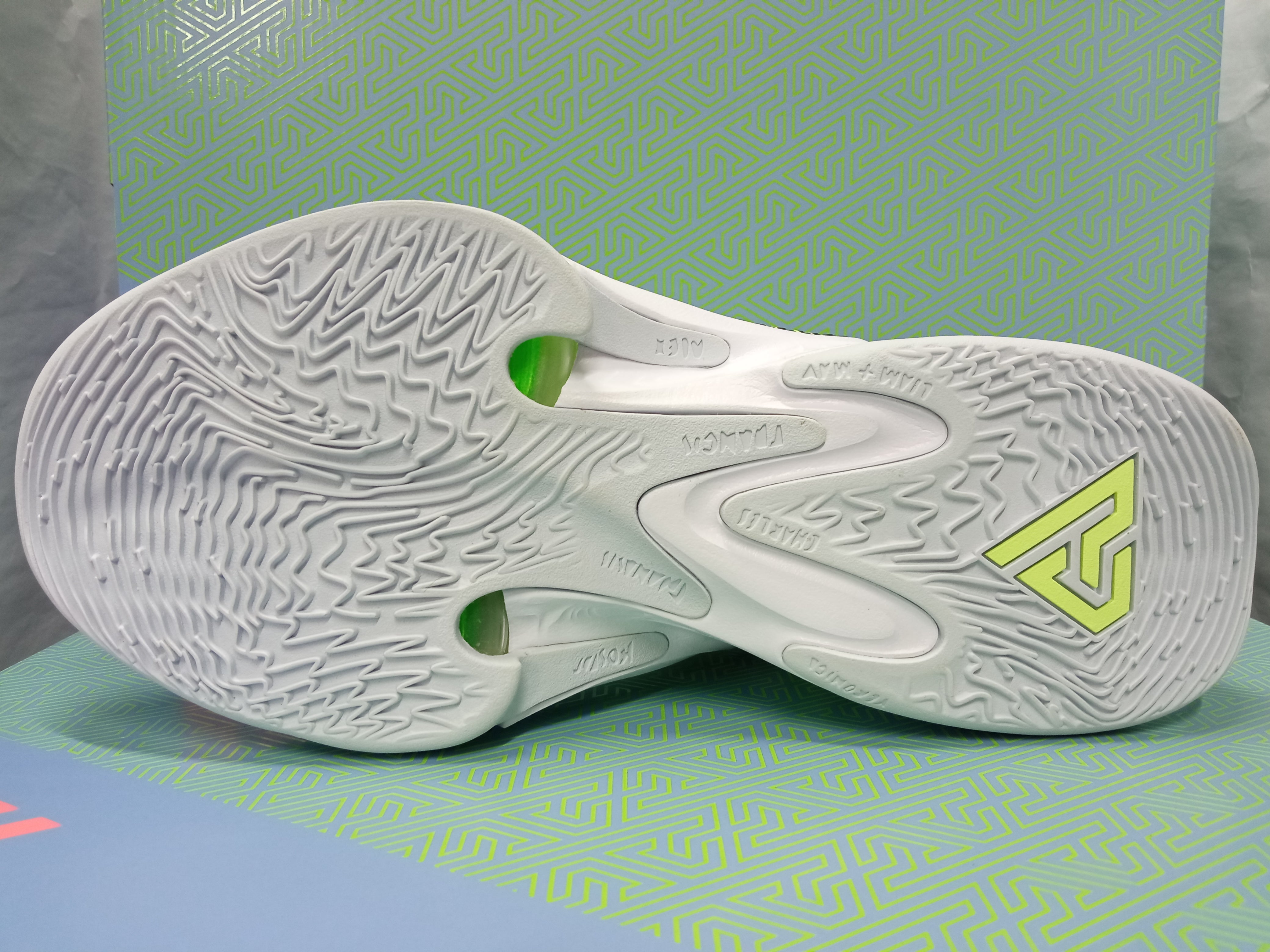 Nike Zoom Freak 4 'Greek Coastline' – La Casa del Basquet